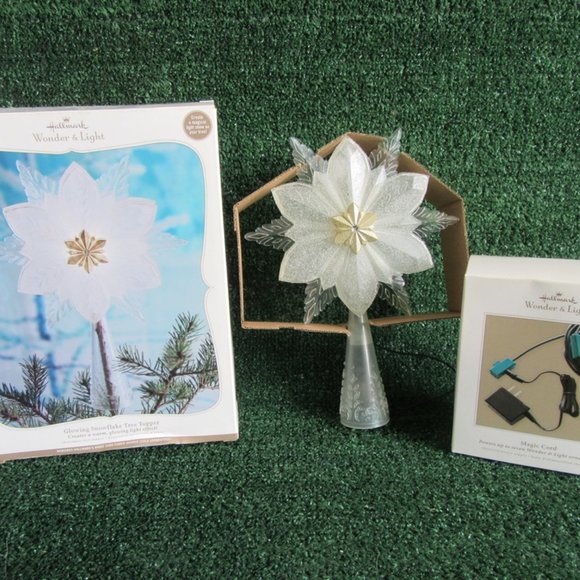 Hallmark | Holiday | Brand New Hallmark Glowing Snowflake Tree Topper ...